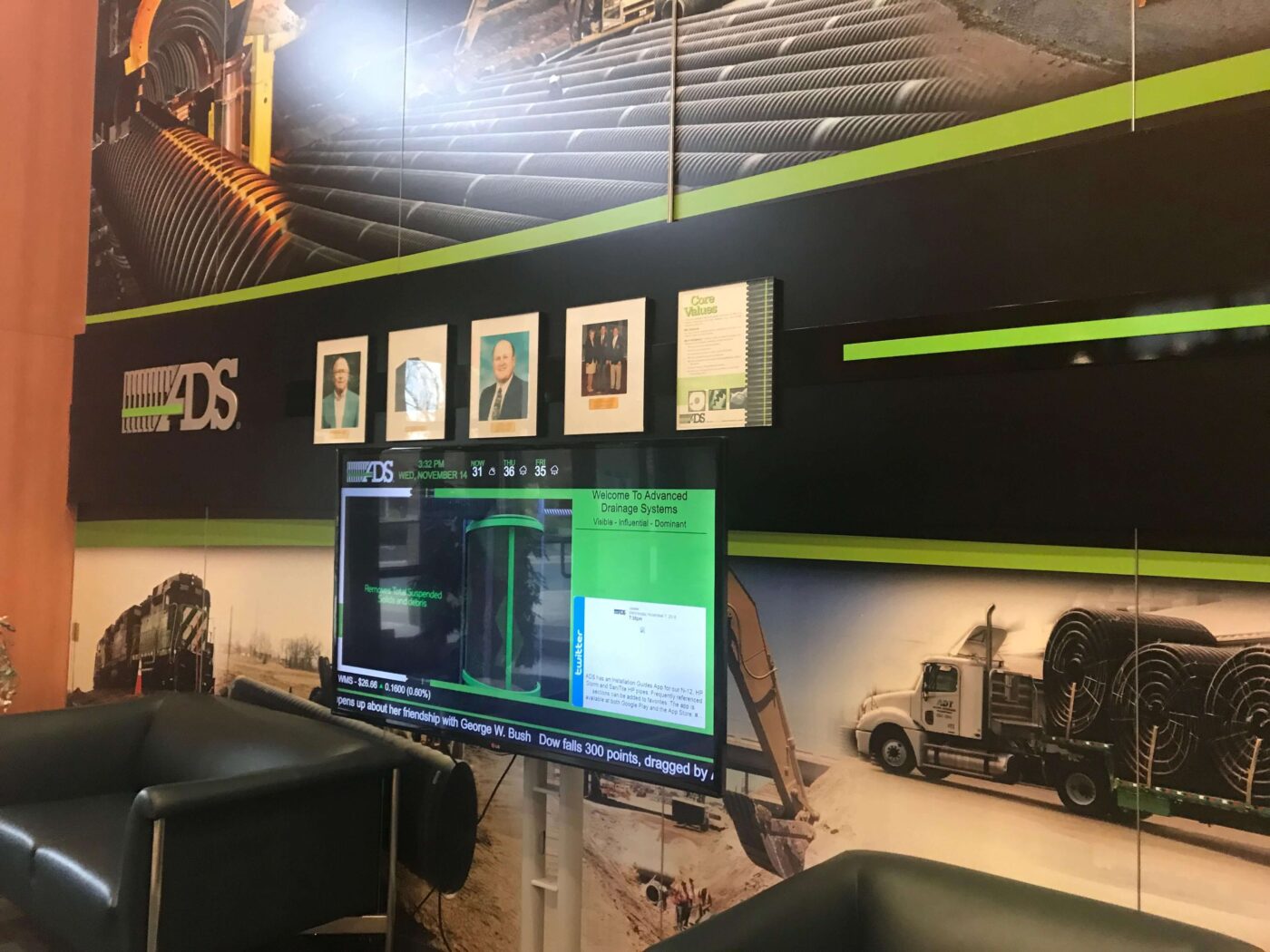 Digital Signage for Internal Use | REACH Media Network